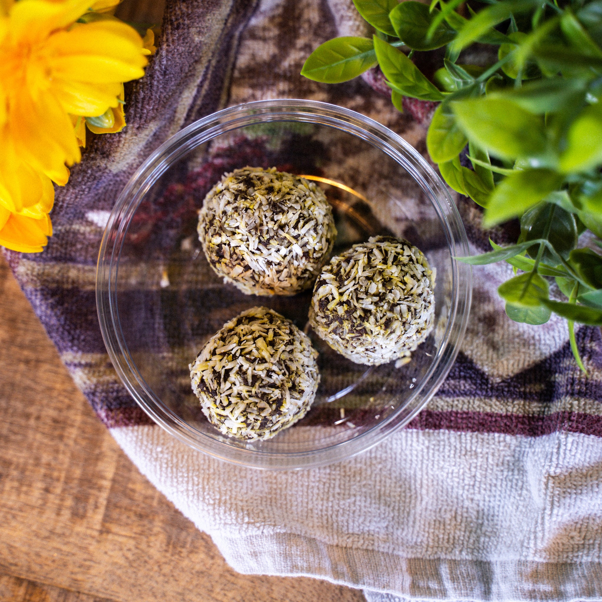 Brownie Balls | REVES Smoothie Café